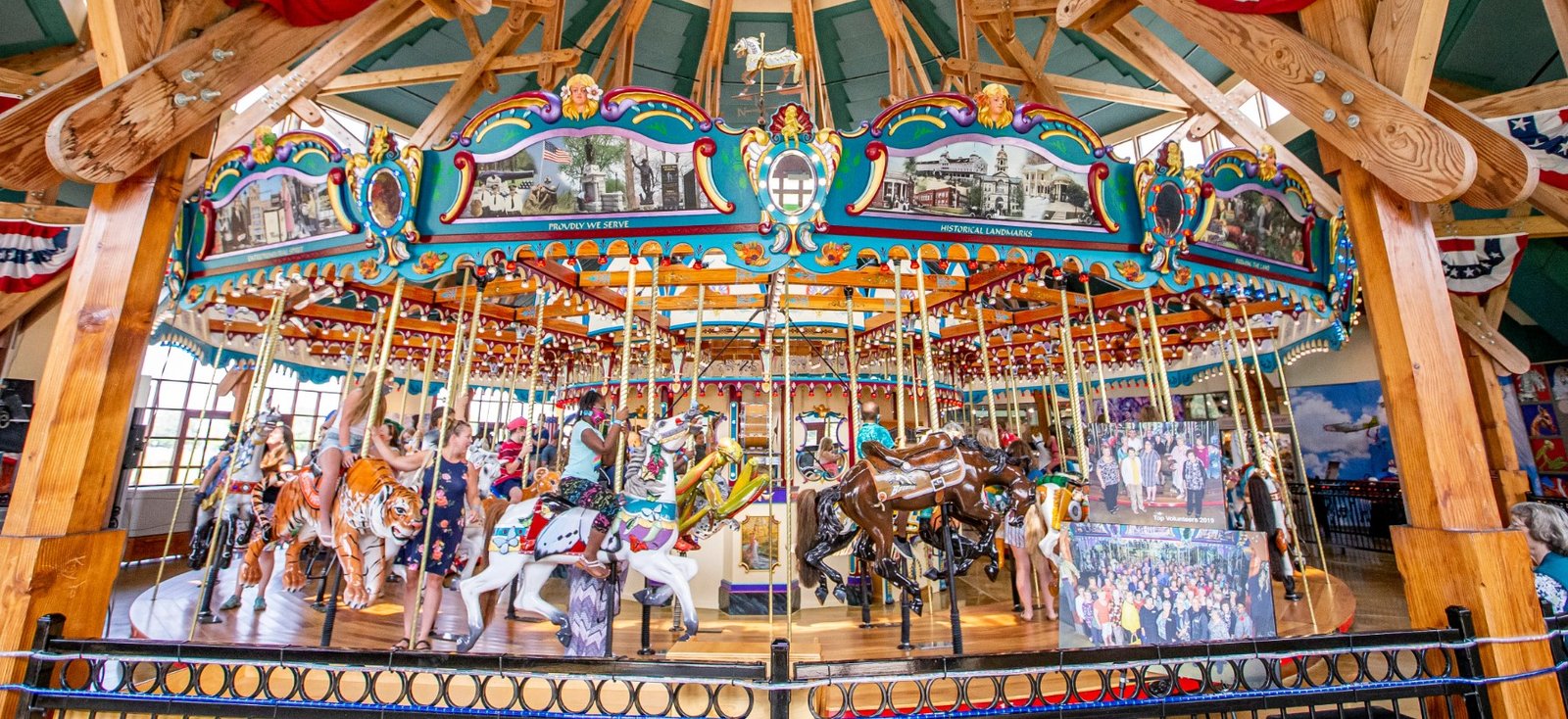 Silver Beach Carousel – VisitToUSA